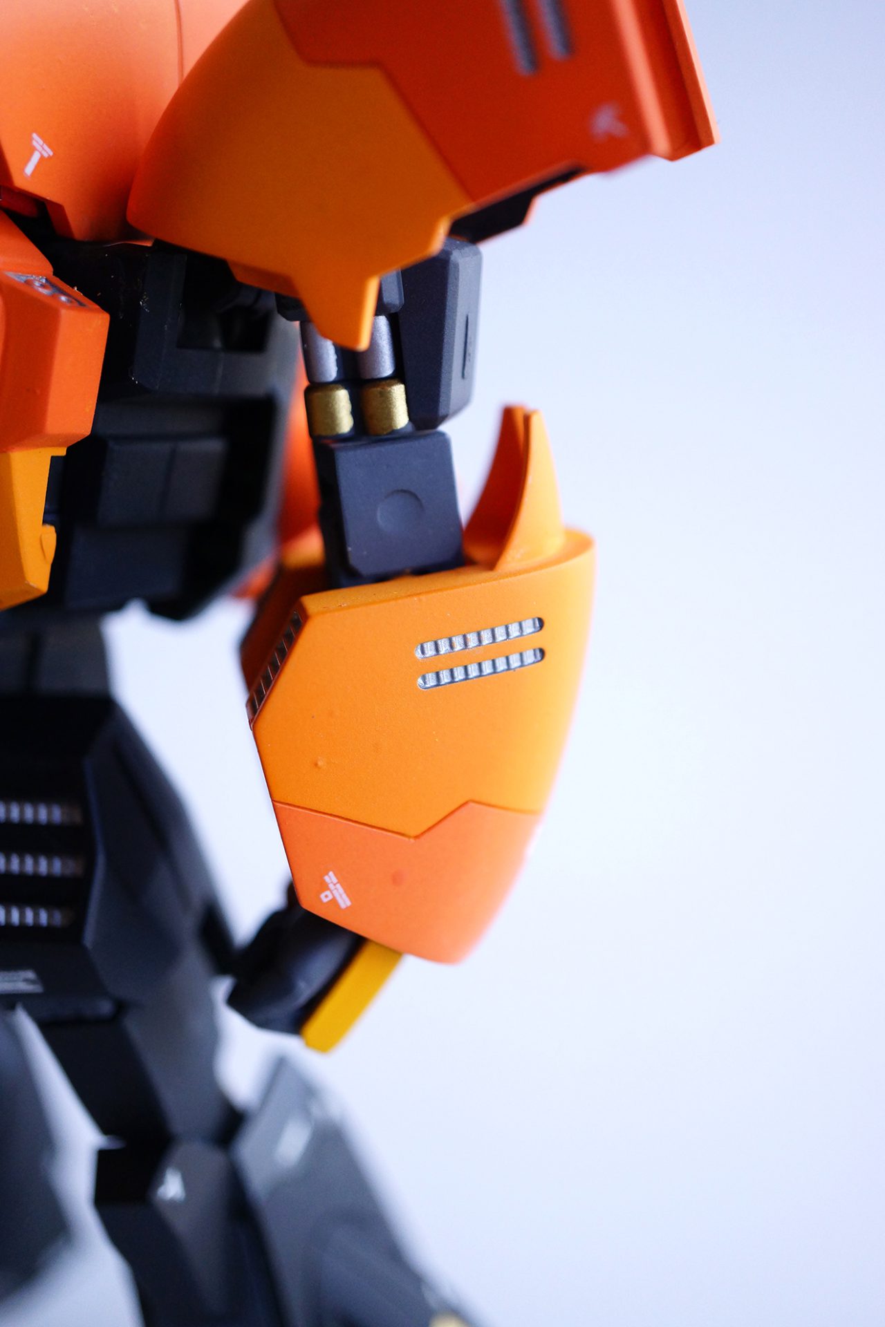 HGUC 1/144 ASSHIMAR | niship life