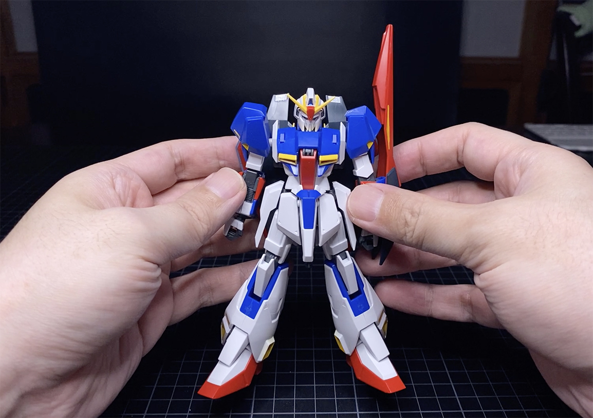 ガンプラ改造｜HGUC Zガンダムをディテールアップ改造#1（足の延長・アーマーの大型化・腕、胸部、コクピット制作編） | niship life